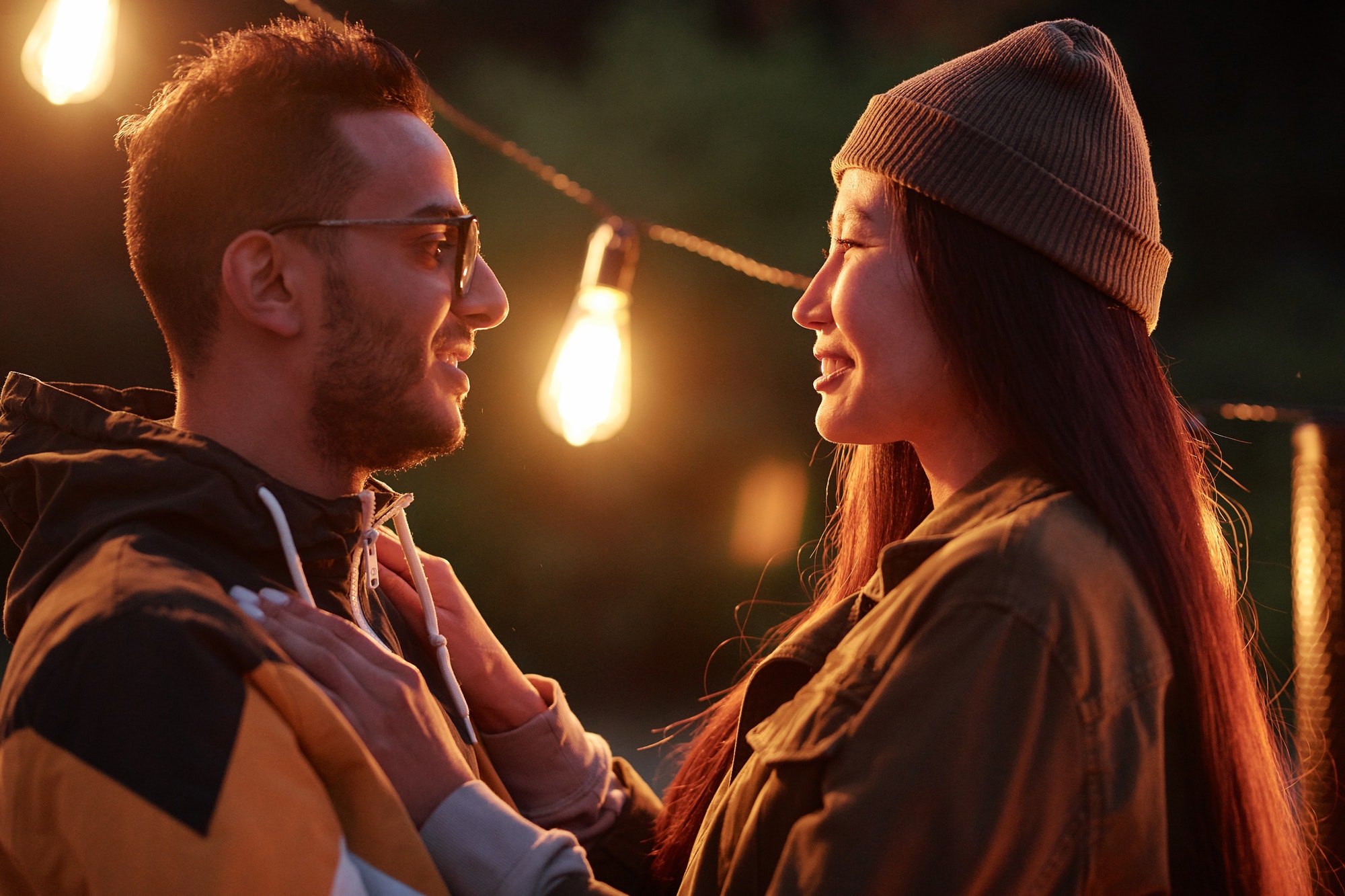 What are intercultural relationships?