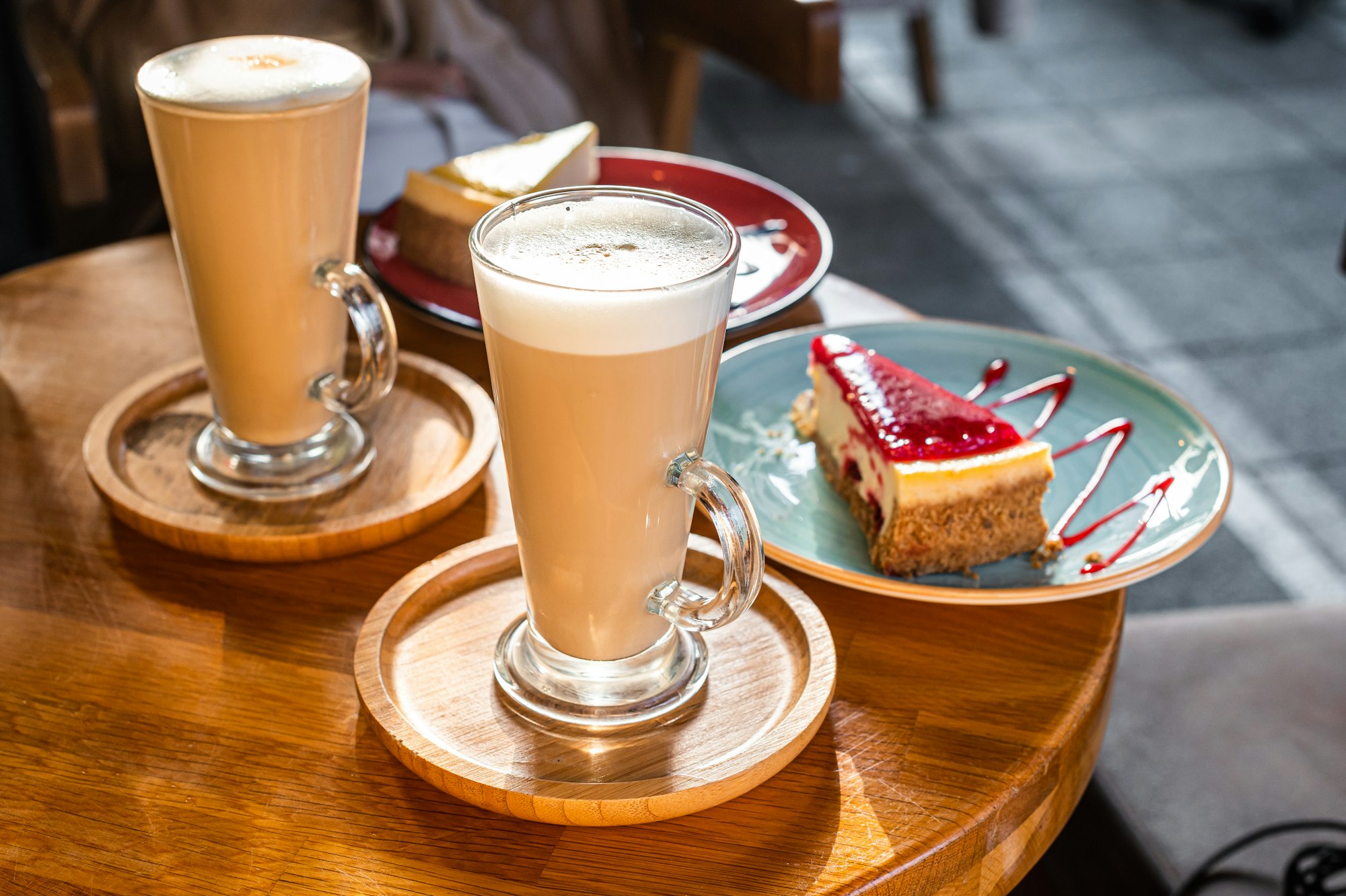 Cappuccino vs Latte: Understanding the Key Differences