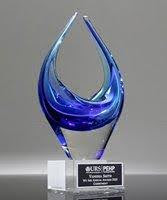 5 Things to Look for Before Ordering a Glass Award